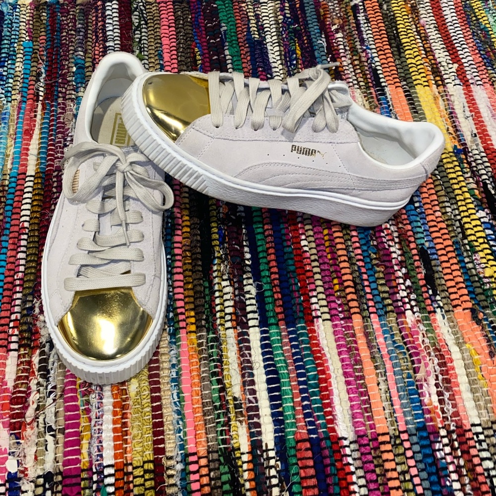 Puma Suede Cream/Gold Toe Platform Sneaker 9.5 - Gem
